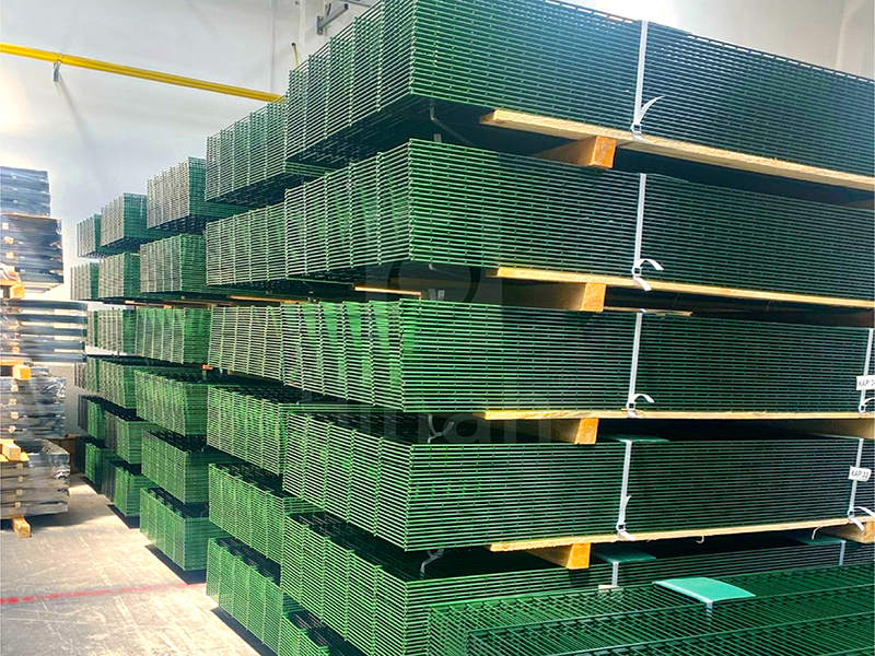 Hot Sales Smooth! Dip tank powder coating line helps wire fencing mesh ...